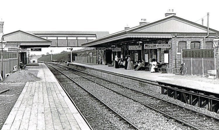 Broadway festival sponsored by Heritage Railway! | Heritage Railway ...