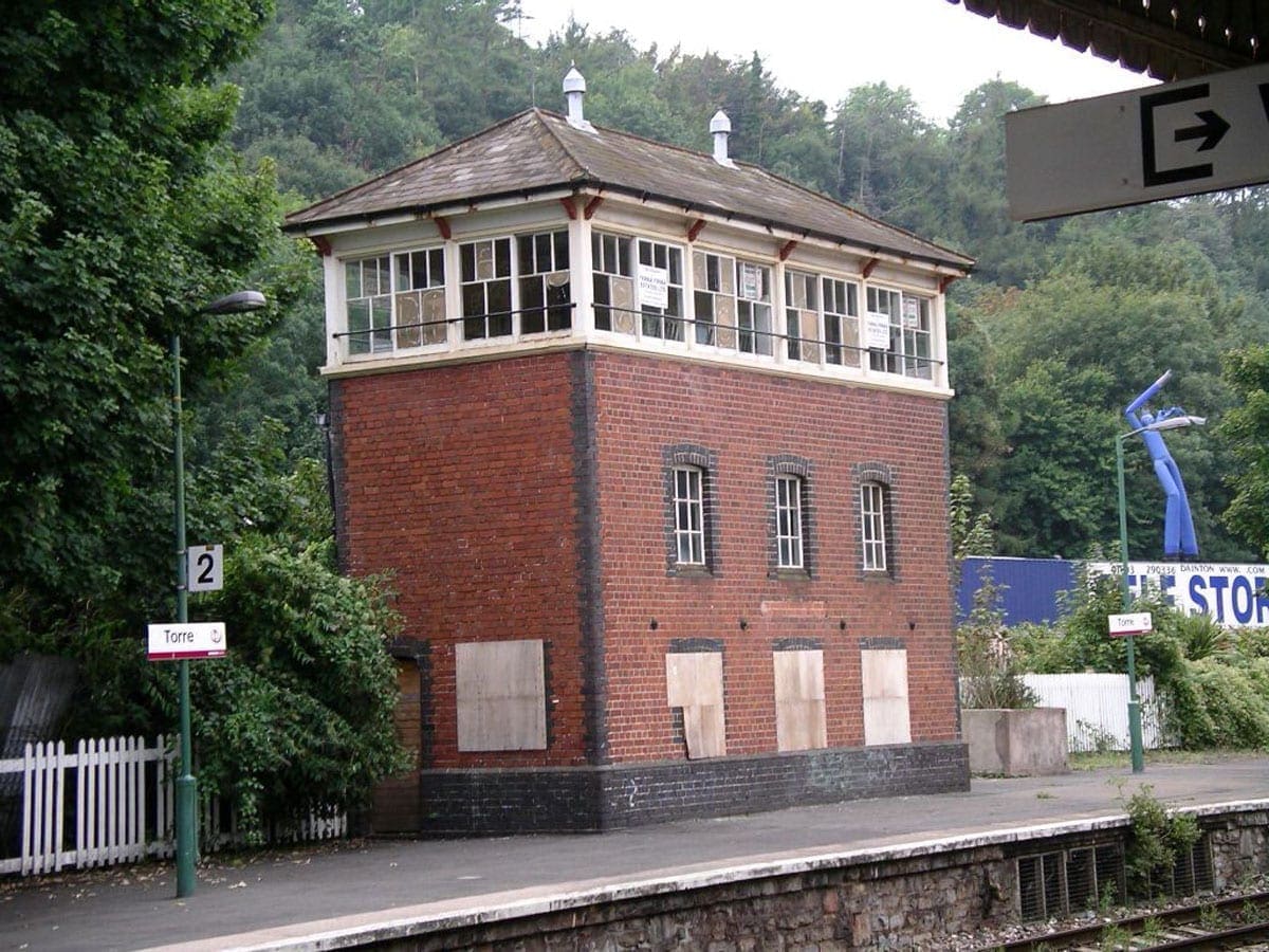 Victorian signal box sold at Torquay auction | The Railway Hub