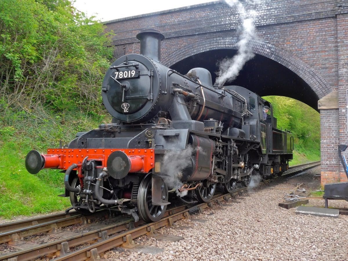 Standards at the double for flagship GWSR gala | Heritage Railway Magazine
