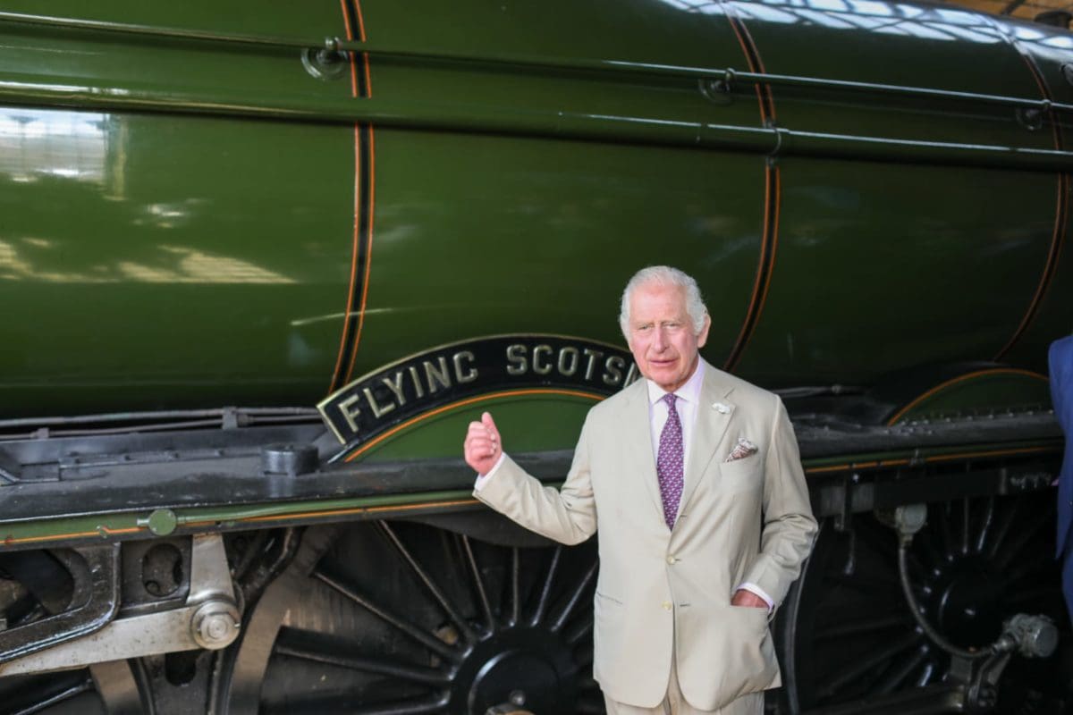 Flying Scotsman hauls Royal Train for centenary tour | Heritage Railway ...